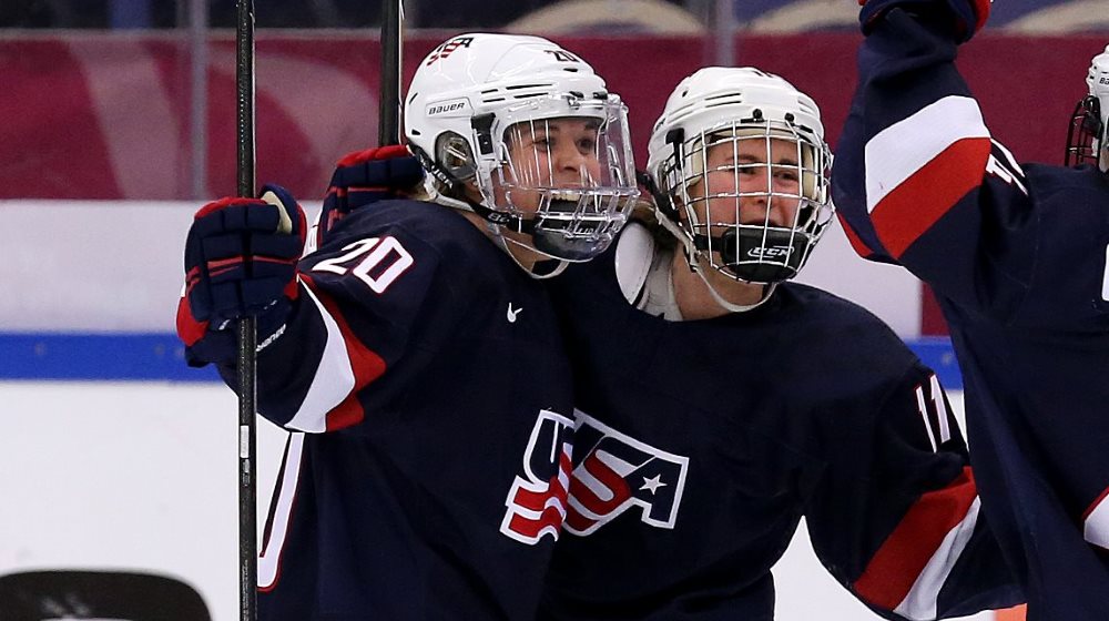 IIHF - Teaching hockey Down Under